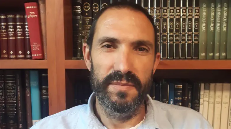 Rabbi Exposes Shin Bet Torture Scandal, Demands Son’s Pardon as ...