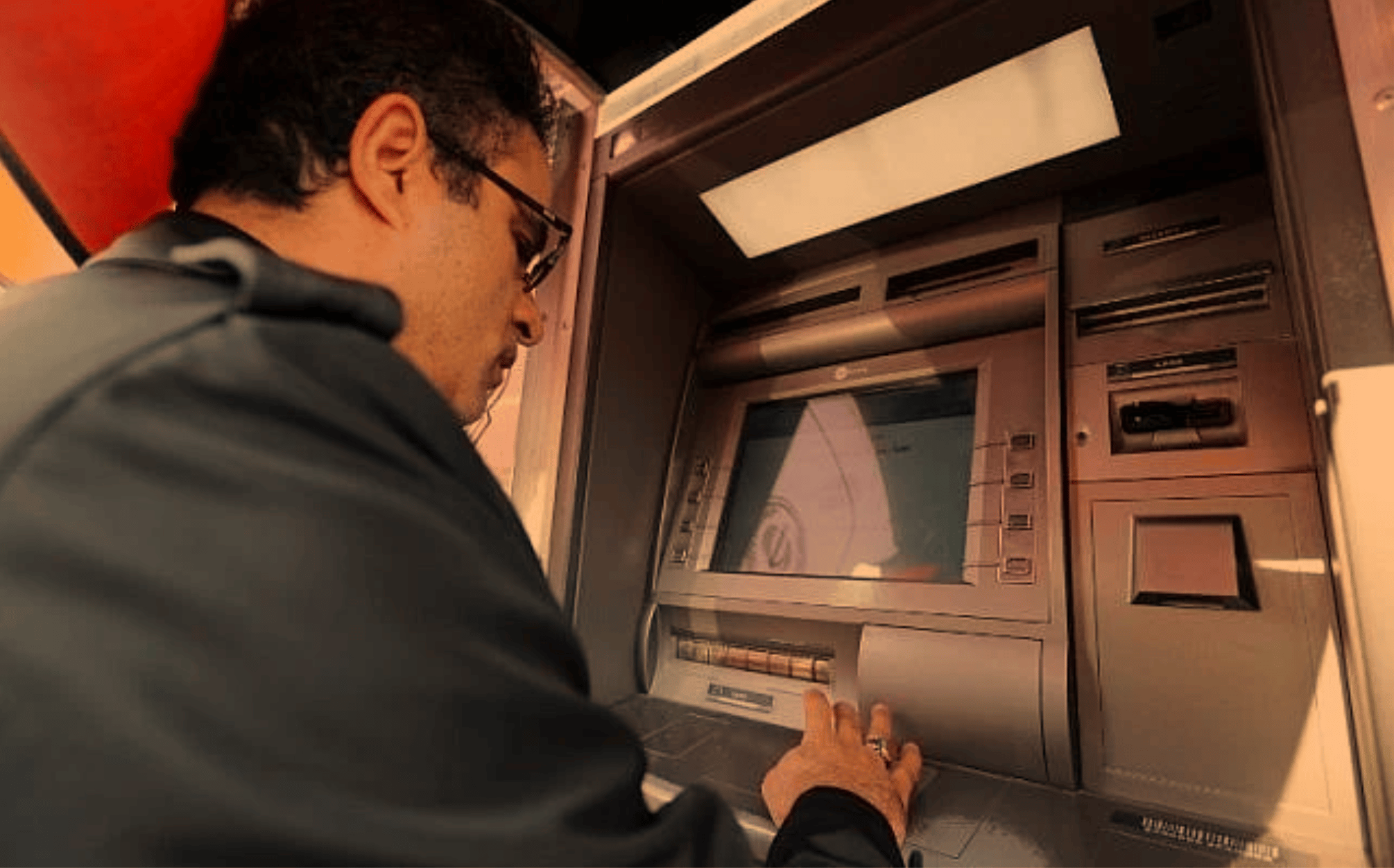 Iranians Locked Out of Their Money Amid Cyber Attacks and Internet Outages