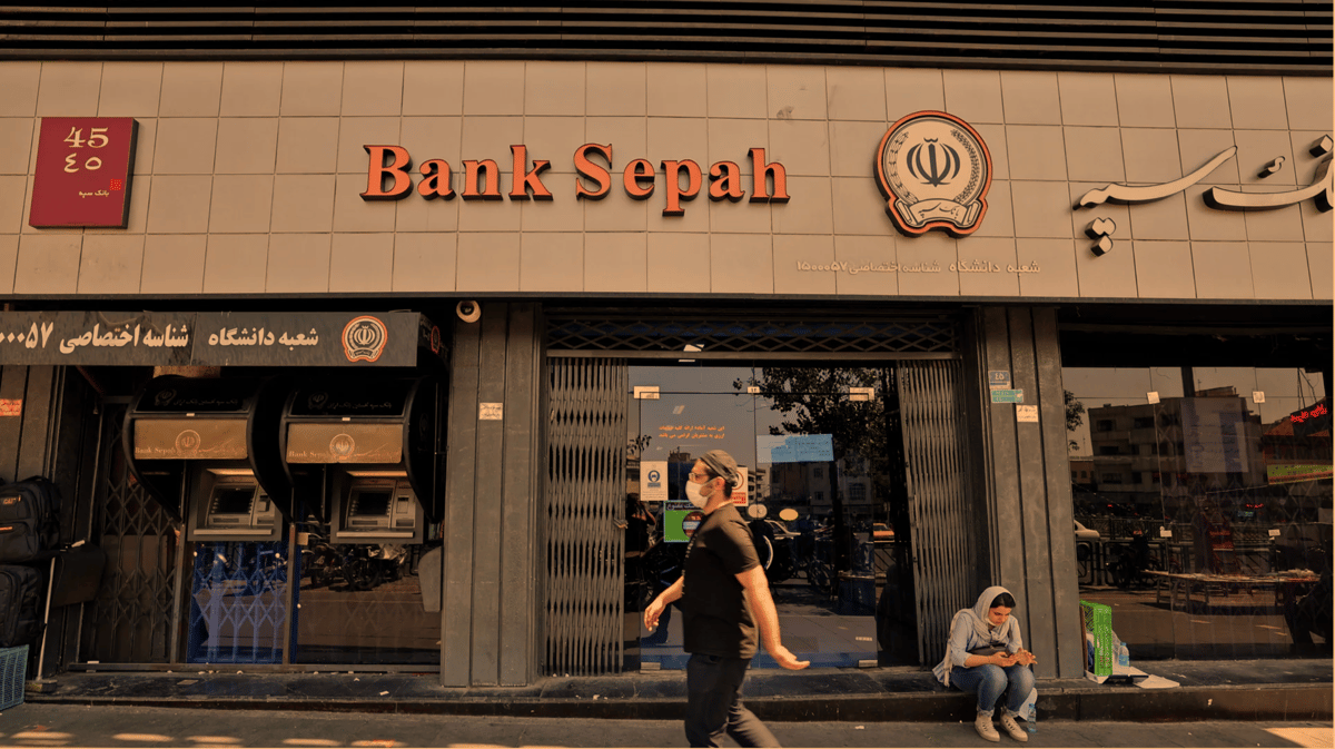 Iranians Locked Out of Their Money Amid Cyber Attacks and Internet Outages