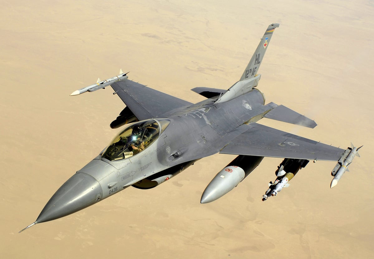 F-16CJ Wild Weasel Jets Deploy to Middle East with AI Pods